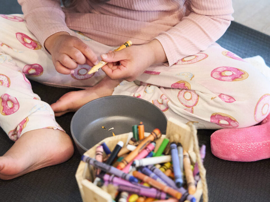 How to Make Crayons in Molds Using Old Broken Crayons