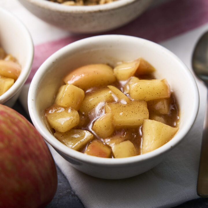 Healthy Stewed Apples - A Quick Stovetop Apple Dessert