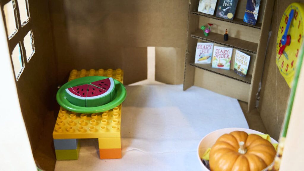 DIY Cardboard House - Simple Easy Craft