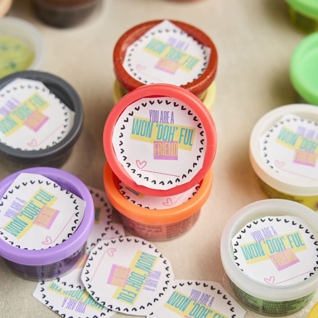 Play-Doh Valentines - Free Printable