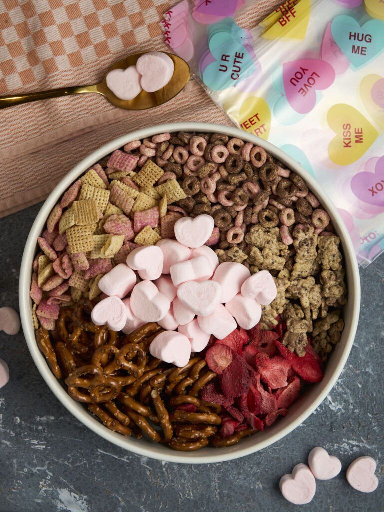 Valentine Snack Mix - perfect for a class party